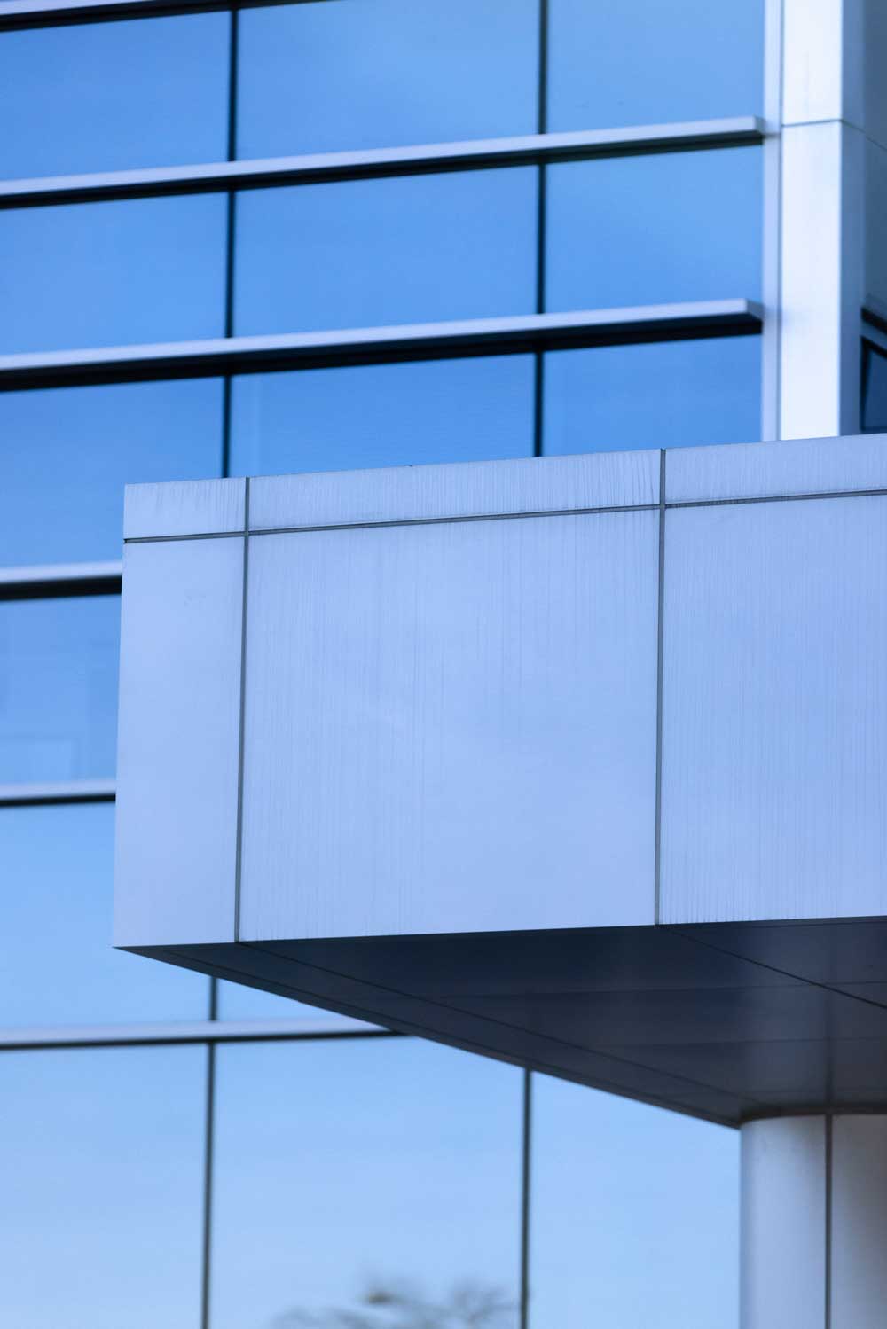 The Windrose Legacy West - ACM Rainscreen System, Louvered Screens ...